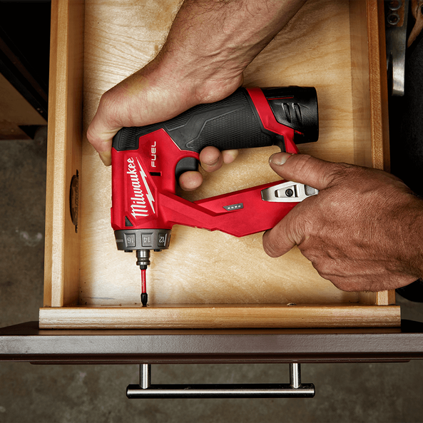 Milwaukee M12 FUEL™ Installation Drill/Driver Kit M12FDDXKIT202B ...