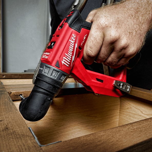 Milwaukee M12 FUEL™ Installation Drill/Driver Kit M12FDDXKIT202B ...