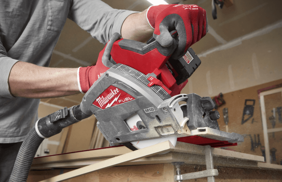 Milwaukee M18 FUEL™ 165mm Track Saw Kit M18FPS55-602P | Milwaukee Tool NZ