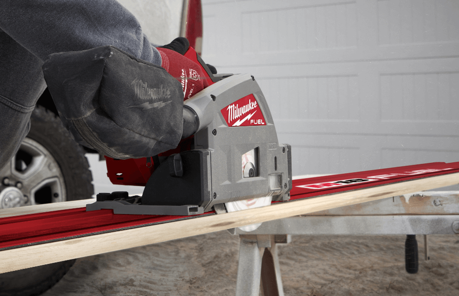 Milwaukee M18 FUEL™ 165mm Track Saw Kit M18FPS55-602P | Milwaukee Tool NZ